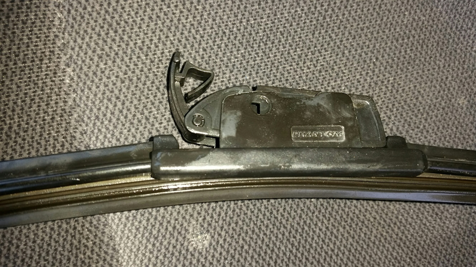 Щетки стеклоочистителя — Renault Laguna II, 1,9 л, 2002 года ...