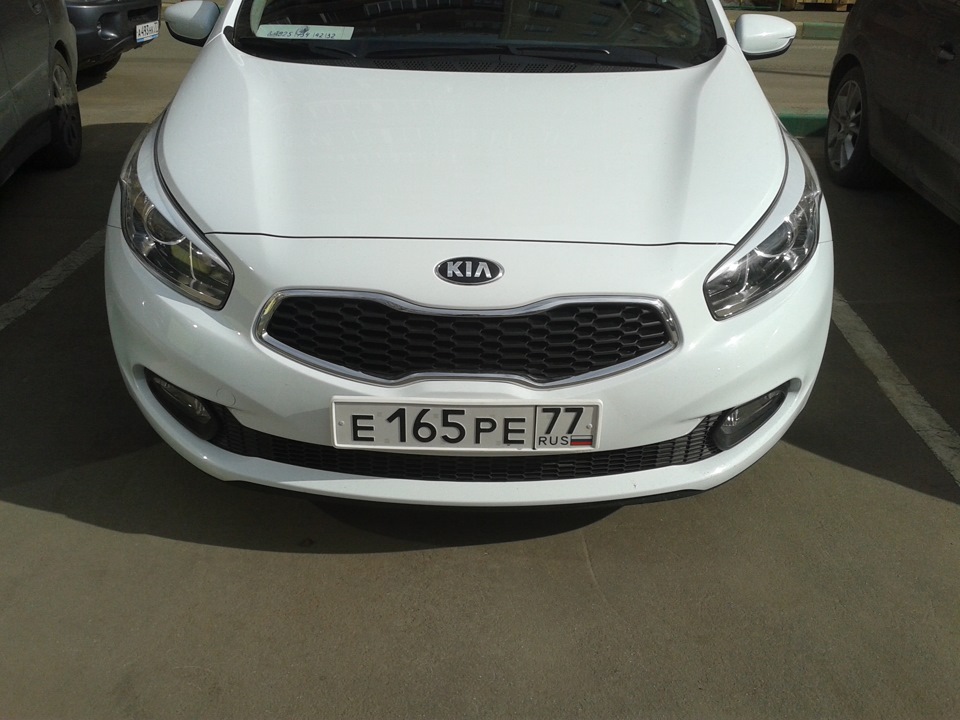 2. Поменял номерные рамки — KIA Ceed SW (2G), 1,6 л, 2013 года | стайлинг | DRIVE2