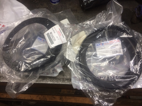 MR244220 Накладка пружины передней подвески Mitsubishi | Запчасти на DRIVE2