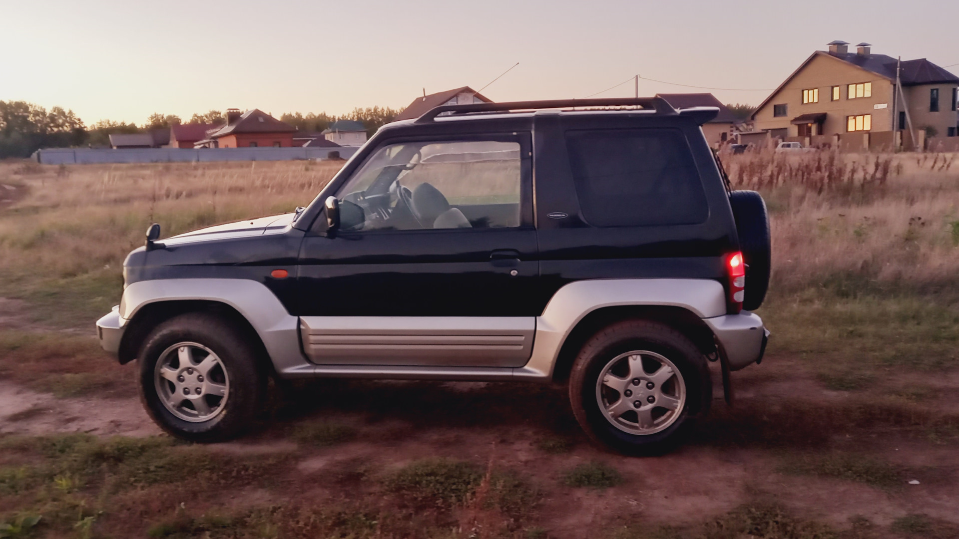 Mitsubishi Pajero Junior 1.1 бензиновый 1997 | на DRIVE2