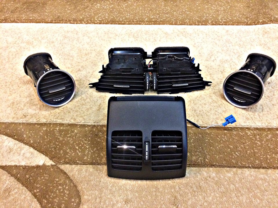 [AvantGArdинг] — «Подсветка воздушных дефлекторов» — Mercedes-Benz C ...