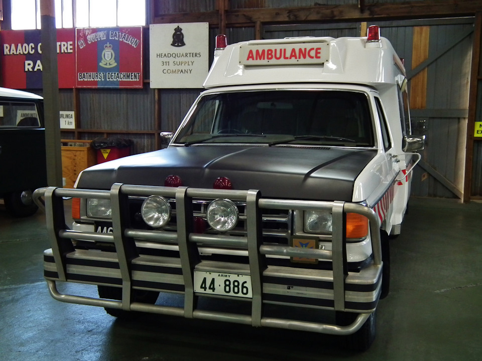 Ford F-250 Ambulance 1989 — Сообщество «Первая Помощь (03-112-911)» на ...