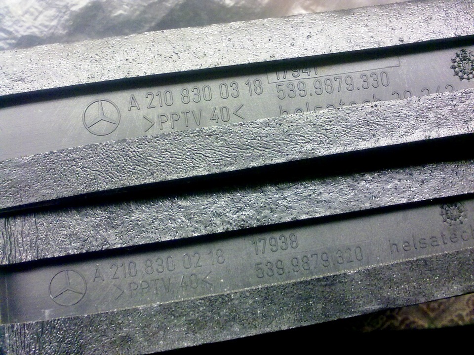 Салонные фильтры A 210 830 03 18 — Mercedes-Benz E-Class (W210), 3,2 л ...