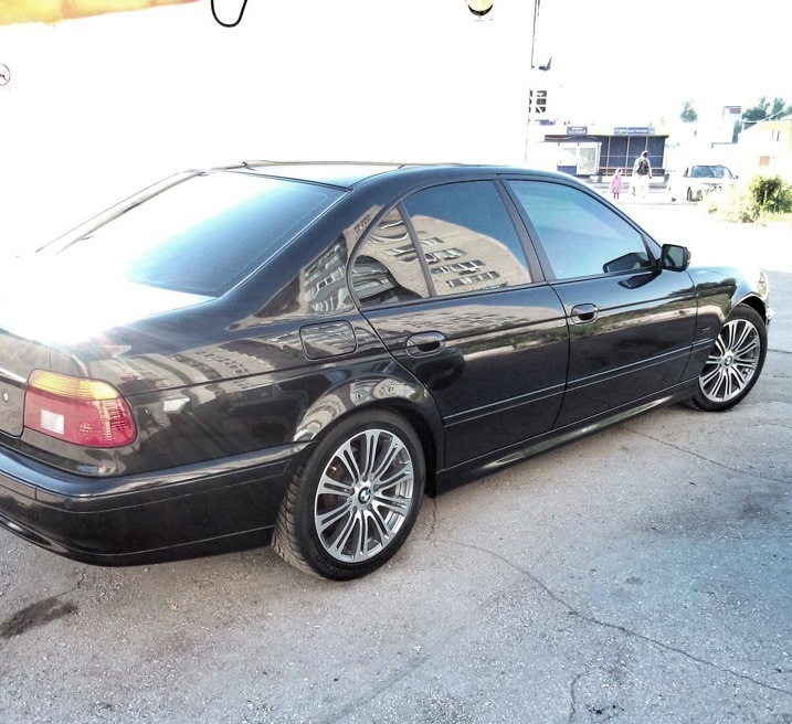 Продаю r17 220 стиль с резиной Goodrich 235/40. — BMW 5 series (E39), 2 л, 2003 года | колёсные ...