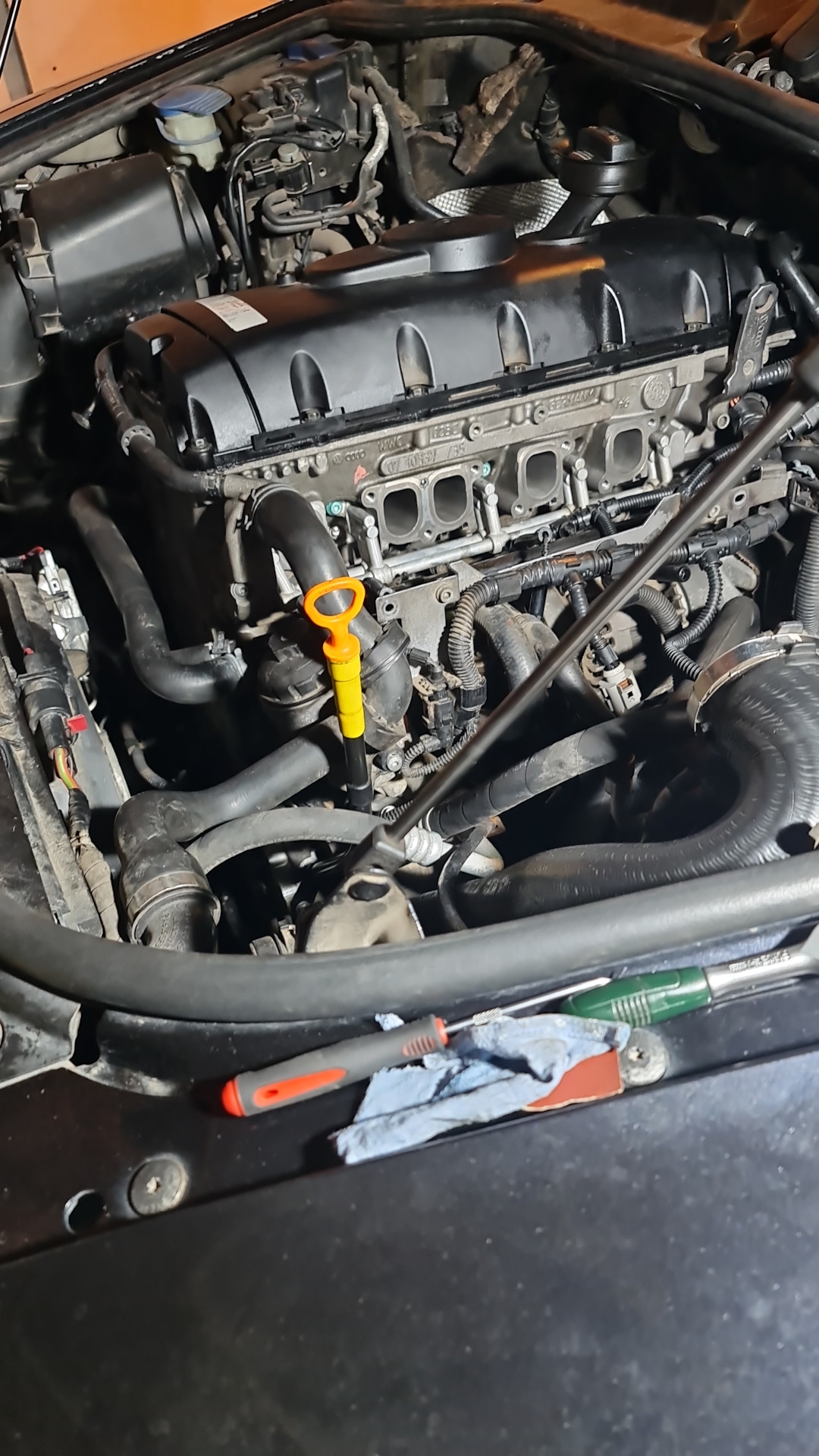 ГБЦ установлена, двигатель собран. — Volkswagen Touareg (1G), 2,5 л ...