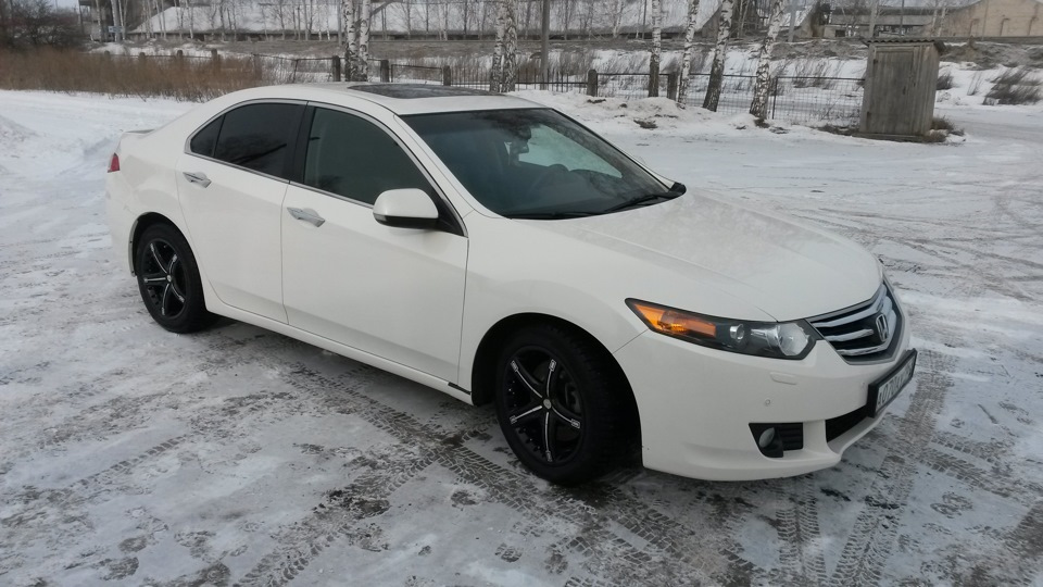 Honda Accord (8G) 2.4 бензиновый 2008 | "белый перламутр" на DRIVE2
