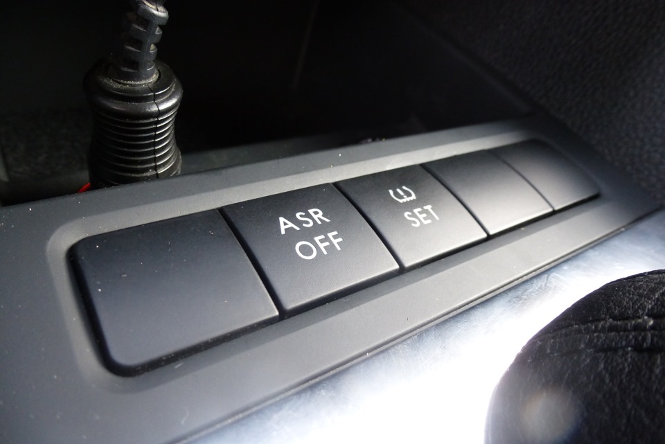 Датчик давления в шинах — Volkswagen Jetta VI, 1,6 л, 2012 года ...