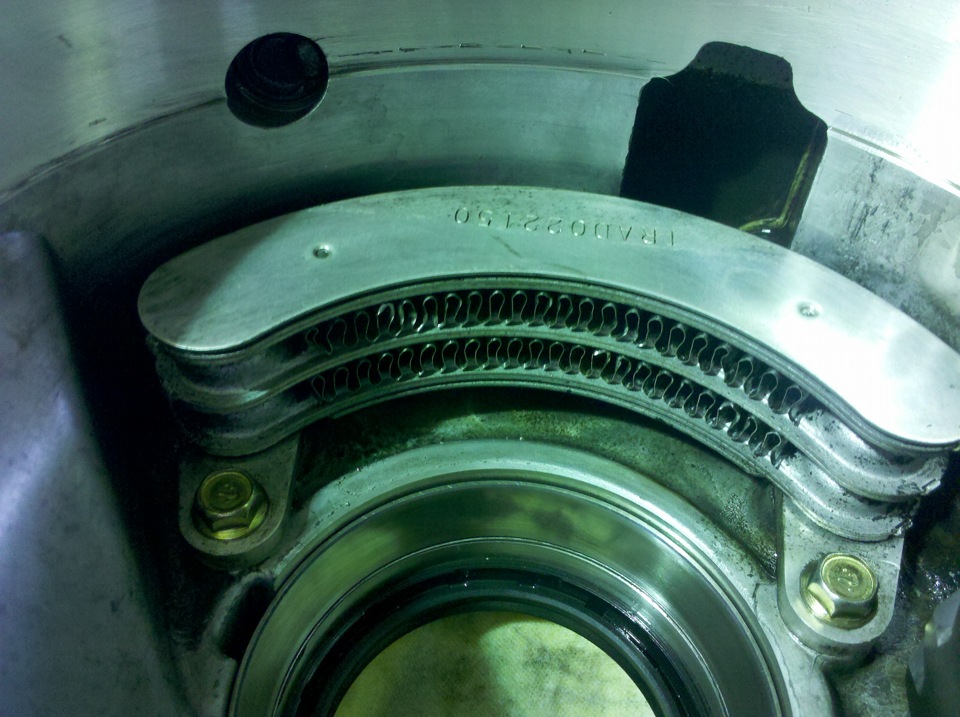 передняя блока с ЭВО РС — Mitsubishi Outlander (1G), 2 л, 2006 года ...