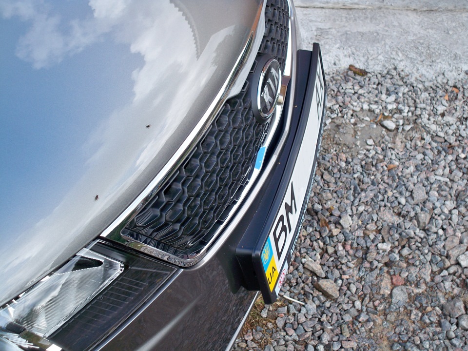 Подиум под номерной знак от Круза — KIA Cerato (2G), 1,6 л, 2012 года ...
