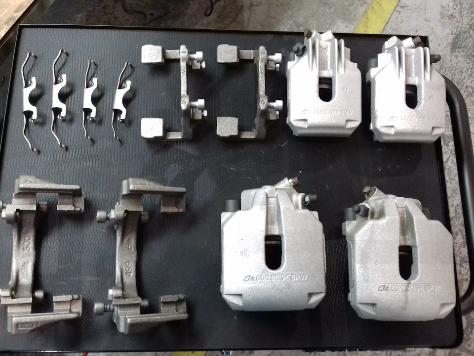 Начало. Тормоза придумали… — BMW 5 series Touring (E39), 2,8 л, 1998 ...