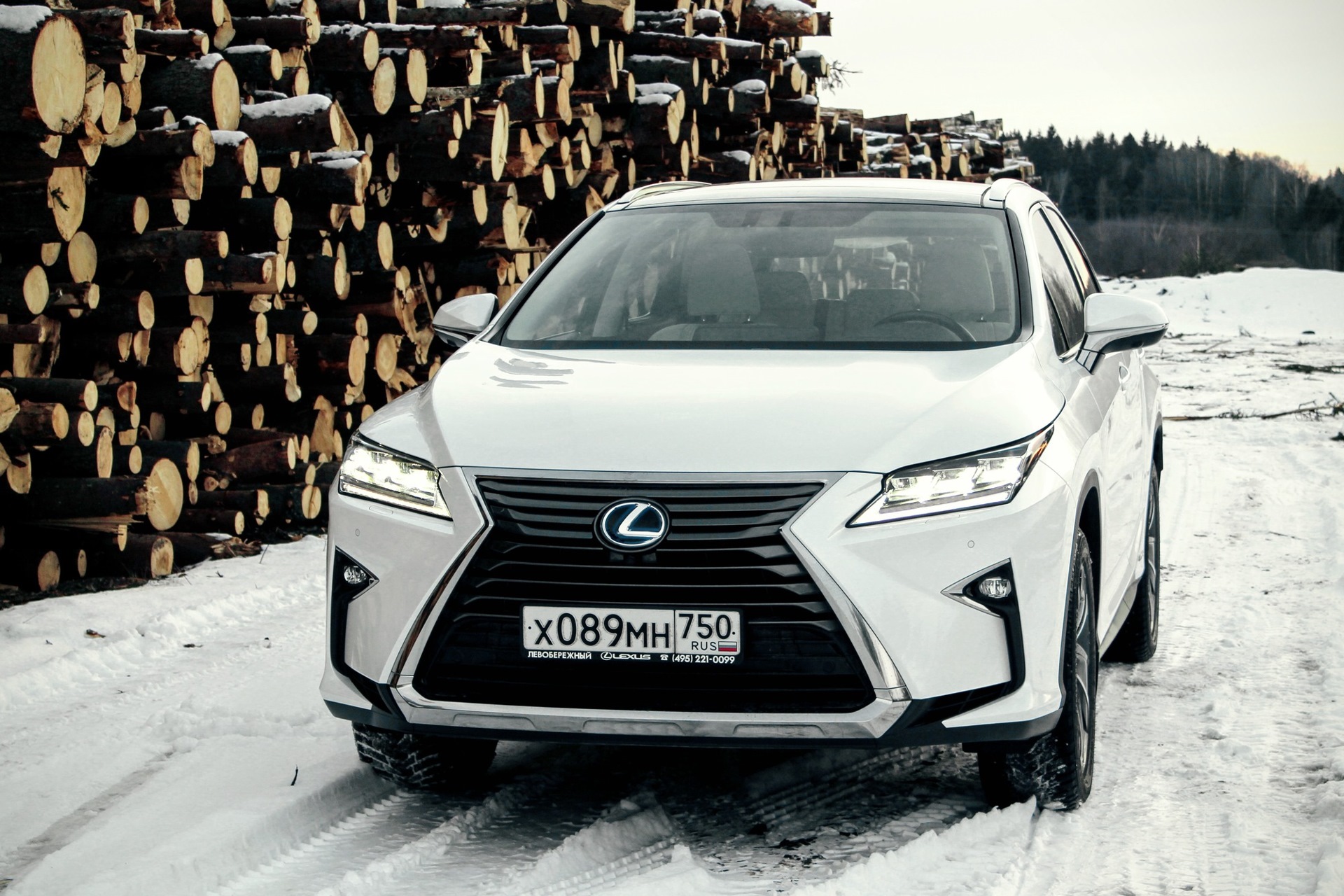 Тест-драйв Lexus RX 450h: Травоядный хищник — «Тест-драйвы» на DRIVE2