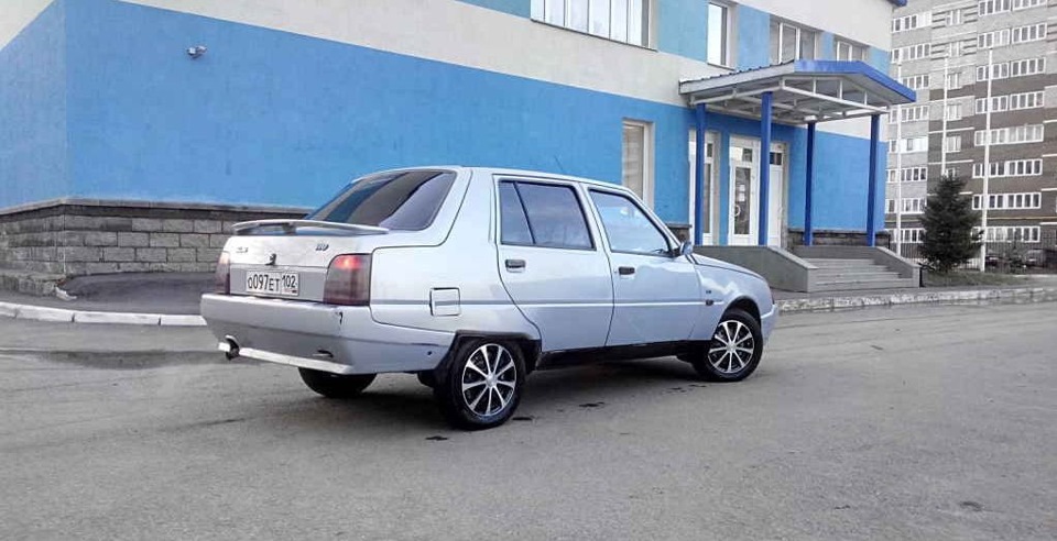 Купил — Nissan Leopard (JY33), 2,5 л, 1997 года | покупка машины | DRIVE2