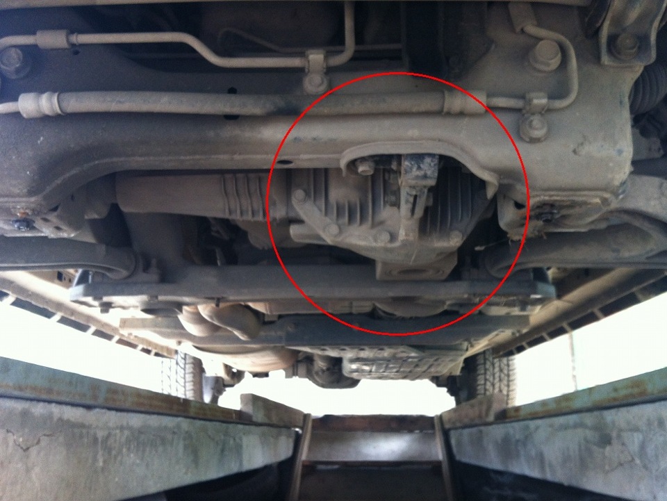 Замена масла в мостах — Jeep Grand Cherokee (WK), 4,7 л, 2005 года ...