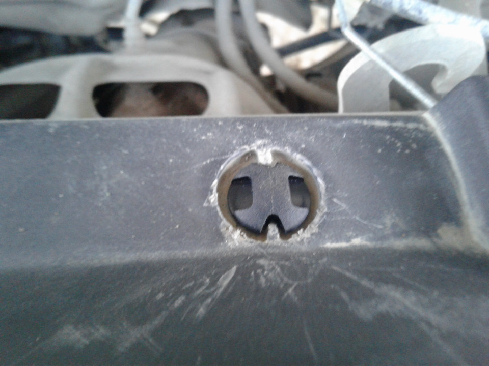 Замок зажигания и жизненные мелочи — Toyota Avensis II, 1,8 л, 2004 ...