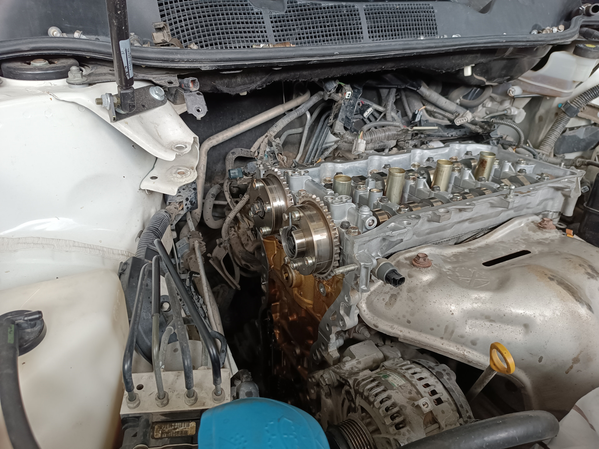 Много работ с двигателем. Замена блока балансировочных валов. — Toyota ...