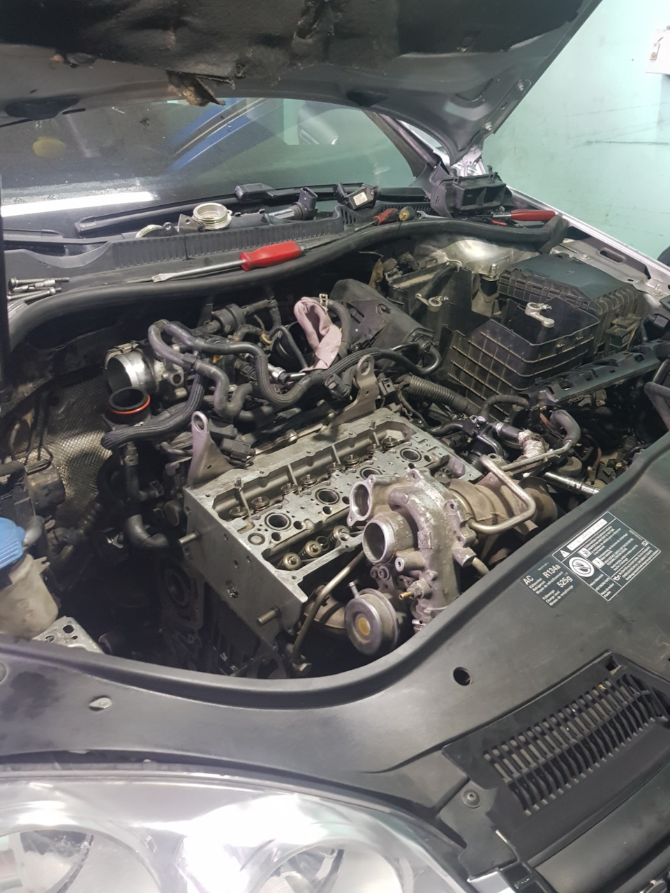 Гидрокомпенсатор, 1.4 tsi компр турб — Volkswagen Golf Mk5, 1,4 л, 2007 ...