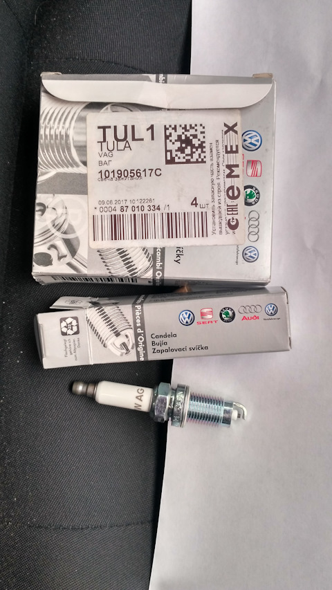 101905617C Свеча зажигания LongLife VAG | Запчасти на DRIVE2