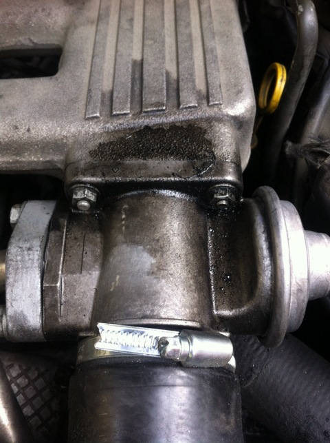 11612245439 Резиновый уплотнитель BMW | Запчасти на DRIVE2