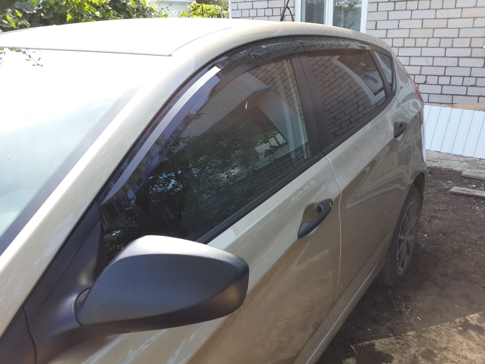 установил дифлекторы — Hyundai Solaris Hatchback, 1,6 л, 2013 года ...