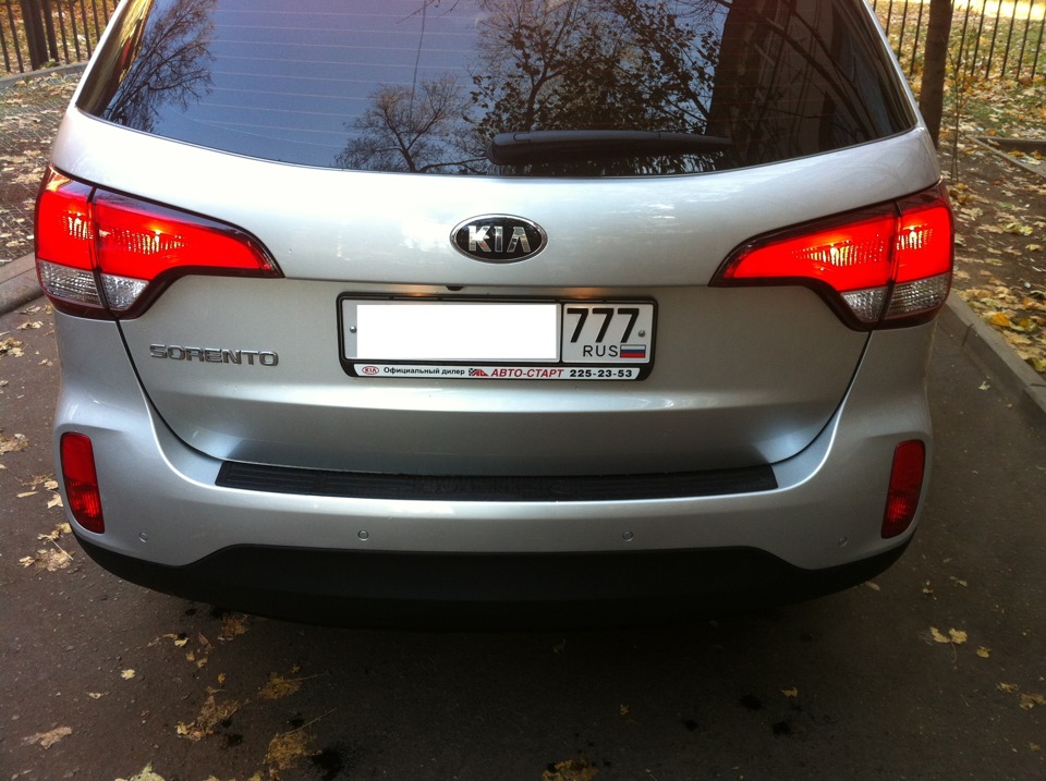 Резиновая накладка на задний бампер — KIA Sorento (2G), 2,4 л, 2014 ...