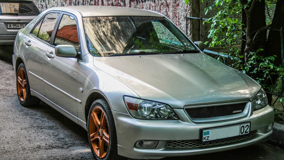 Toyota Altezza 2.0 бензиновый 2000 | AS200 на DRIVE2