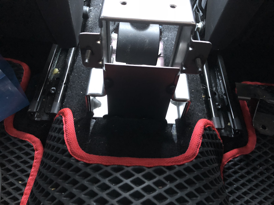 #12 Подлокотник от SW и всего по чуть-чуть. — Lada Vesta (1G), 1,8 л ...