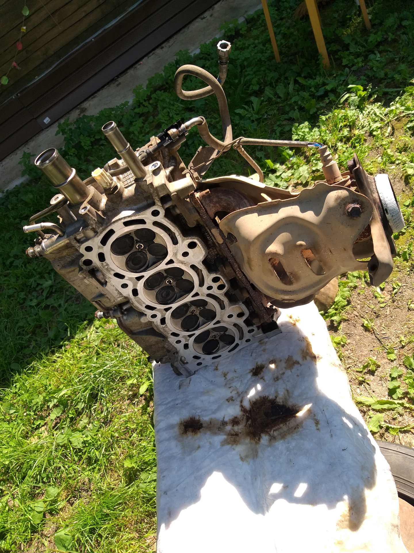 Двигатель 2ZRFAE — Toyota Verso, 1,8 л, 2011 года | запчасти | DRIVE2