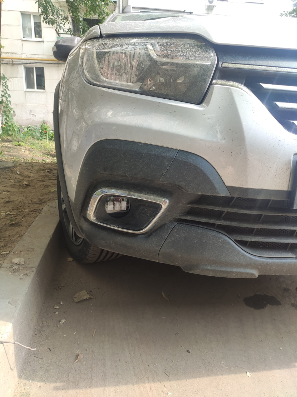 Птф — Renault Sandero Stepway (2G), 1,6 л, 2019 года | аксессуары | DRIVE2