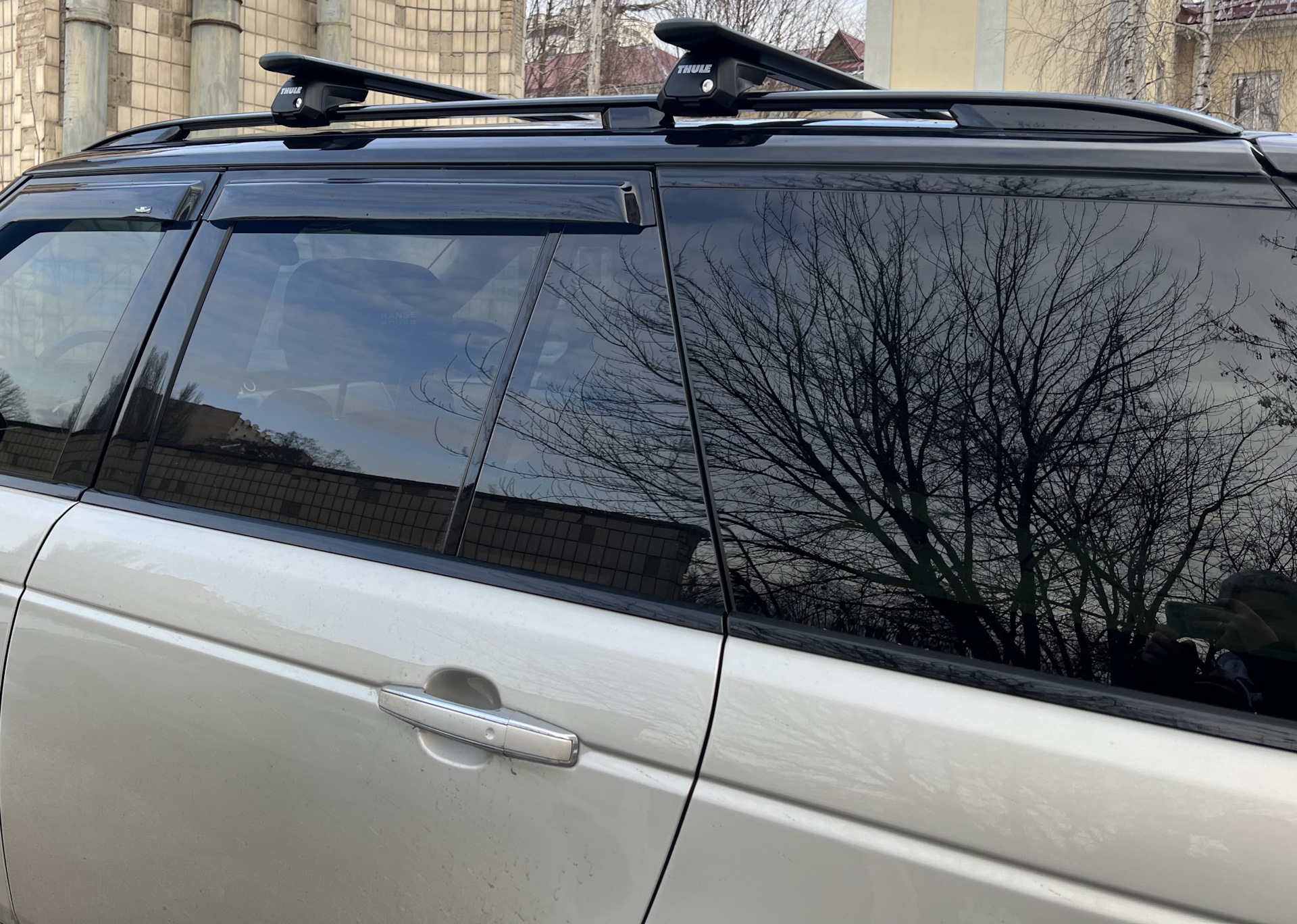 С боксом до 180км/ч? Легко! Рейлинги, багажник Thule, бокс Porsche ...