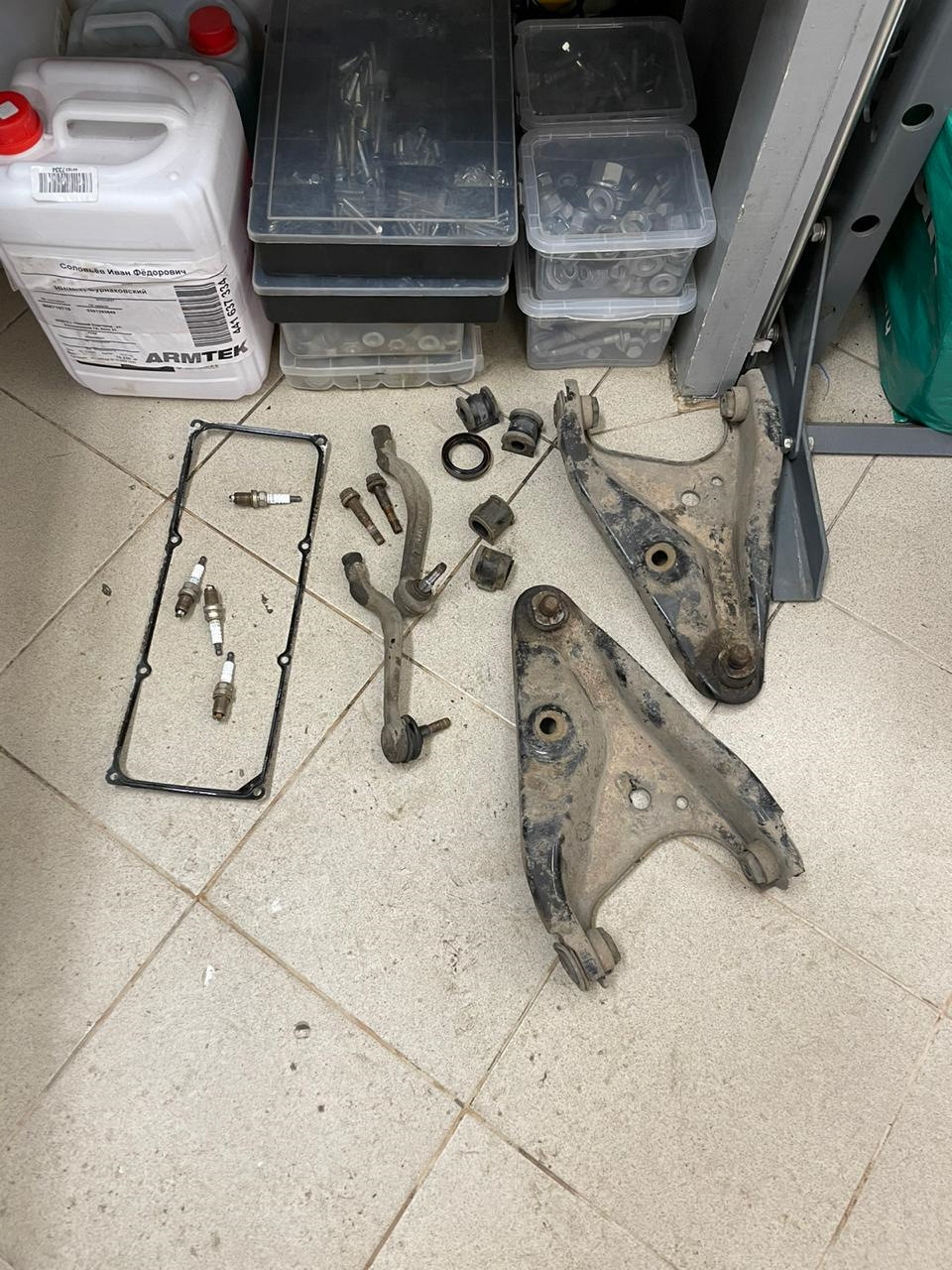 Запчасти для передней подвески — Renault Sandero Stepway (1G), 1,6 л ...