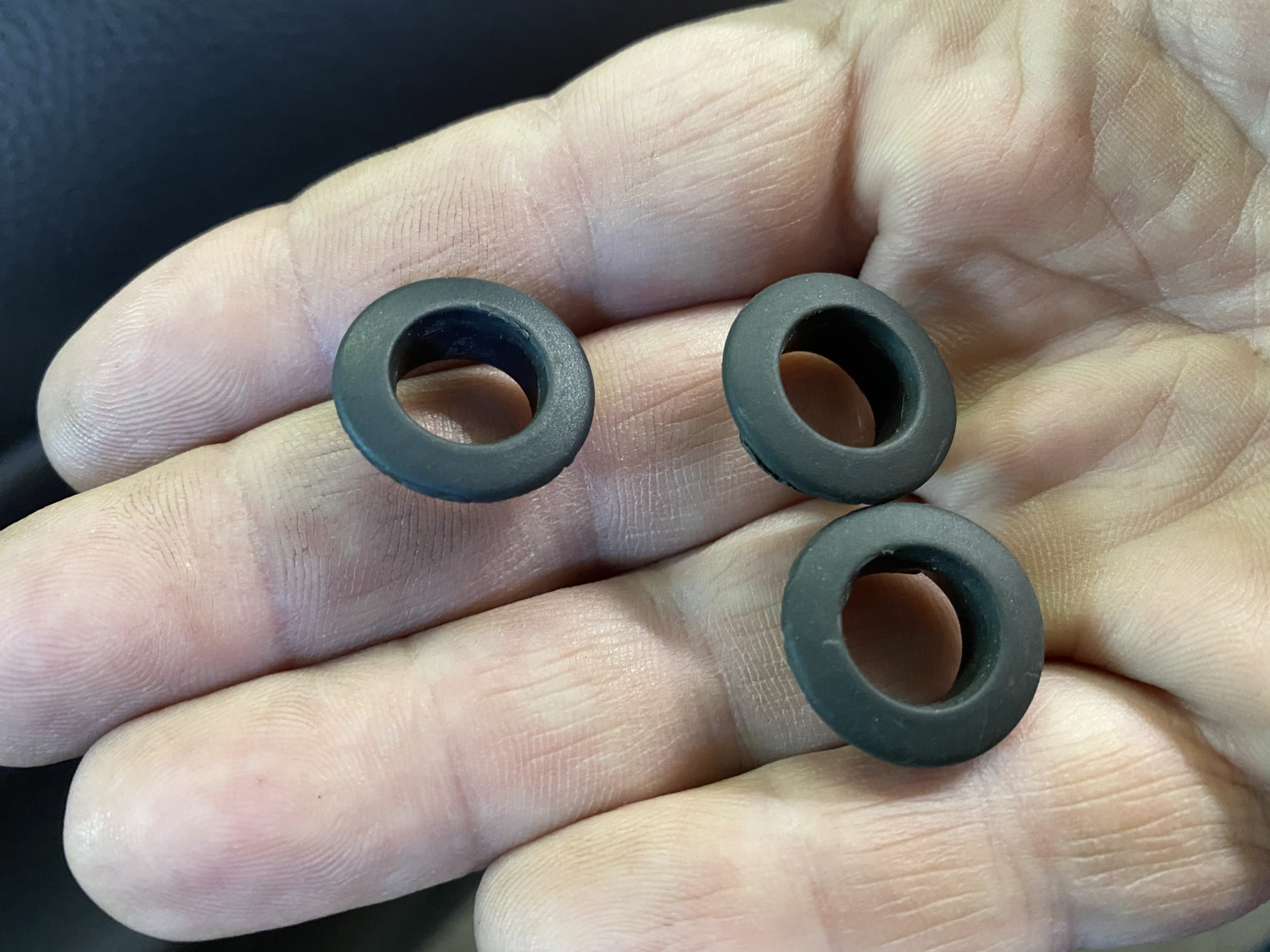 Ручки дверей в цвет кузова на Volvo XC90 — Volvo XC90 (1G), 2,5 л, 2004 ...