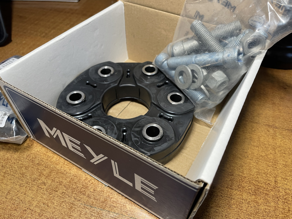 Кардан. — Chrysler 300C (1G), 3,5 л, 2006 года | визит на сервис | DRIVE2