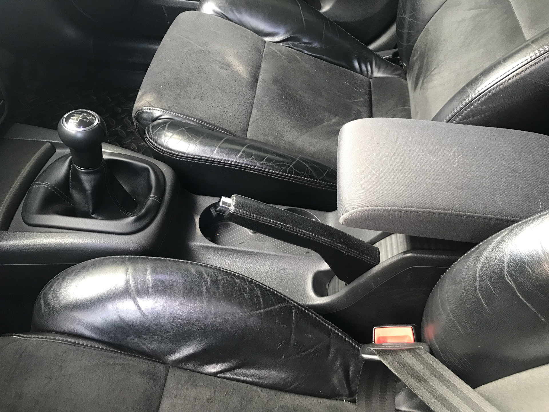 Распродажа аксессуаров и запасных частей на Jeep Grand Cherokee ...