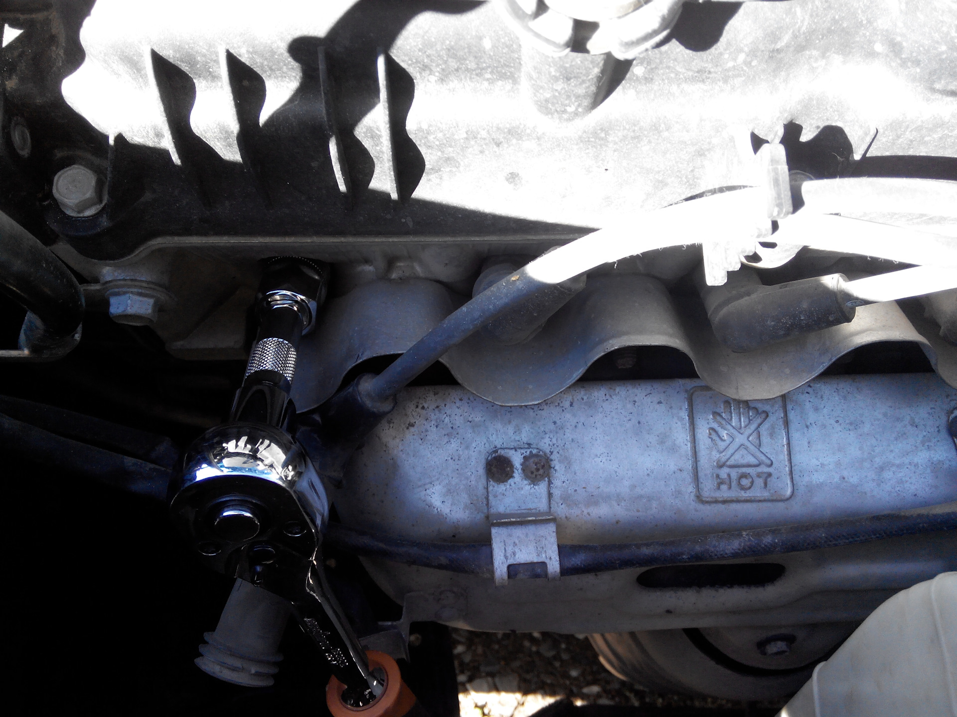 Замена свечей и ремня генератора — KIA Picanto (1G), 1,1 л, 2010 года ...