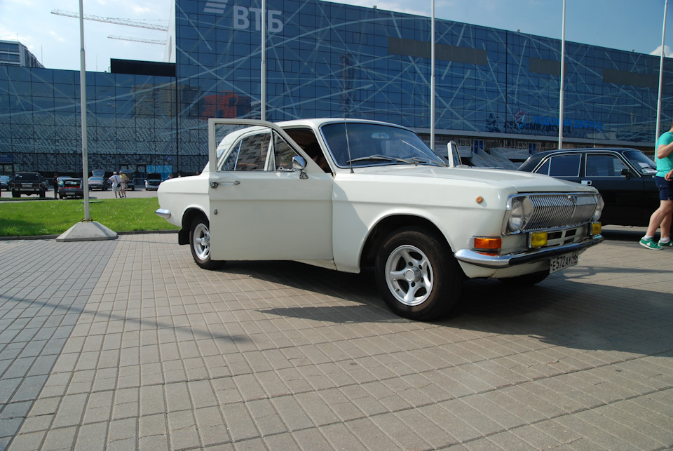 Youngtimer fest 2018 — ГАЗ 24, 2,4 л, 1984 года | встреча | DRIVE2