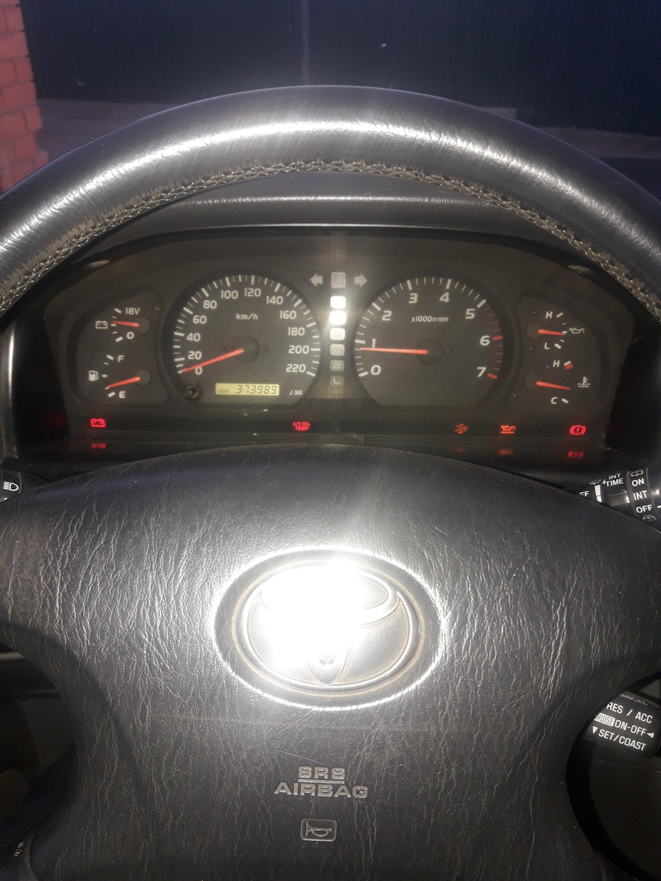 Колпачок клеммы аккумулятора — Hyundai i30 (2G), 1,6 л, 2015 года ...
