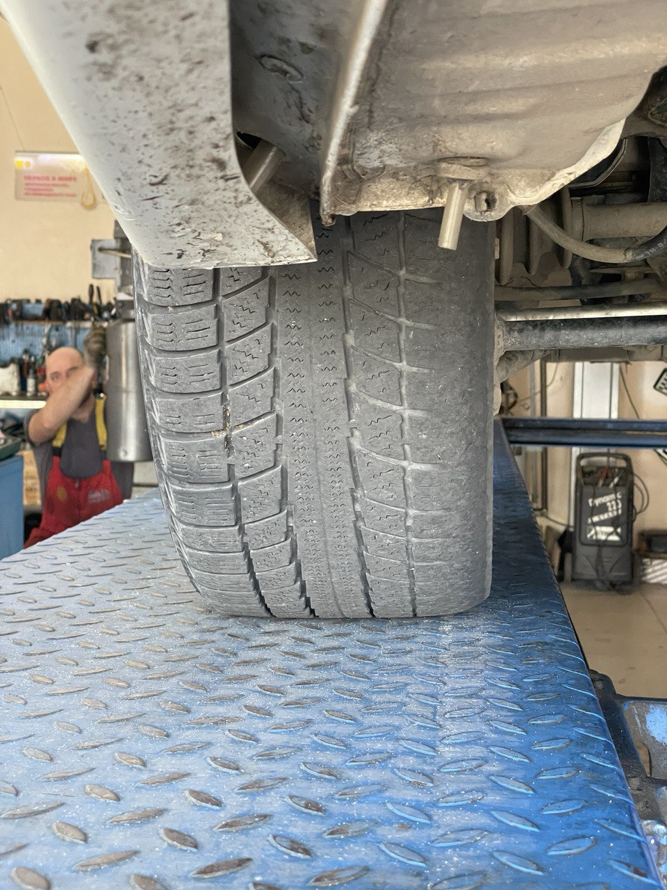 Обслуживание подвески и кардана — Toyota Mark II (100), 2,5 л, 1998 ...