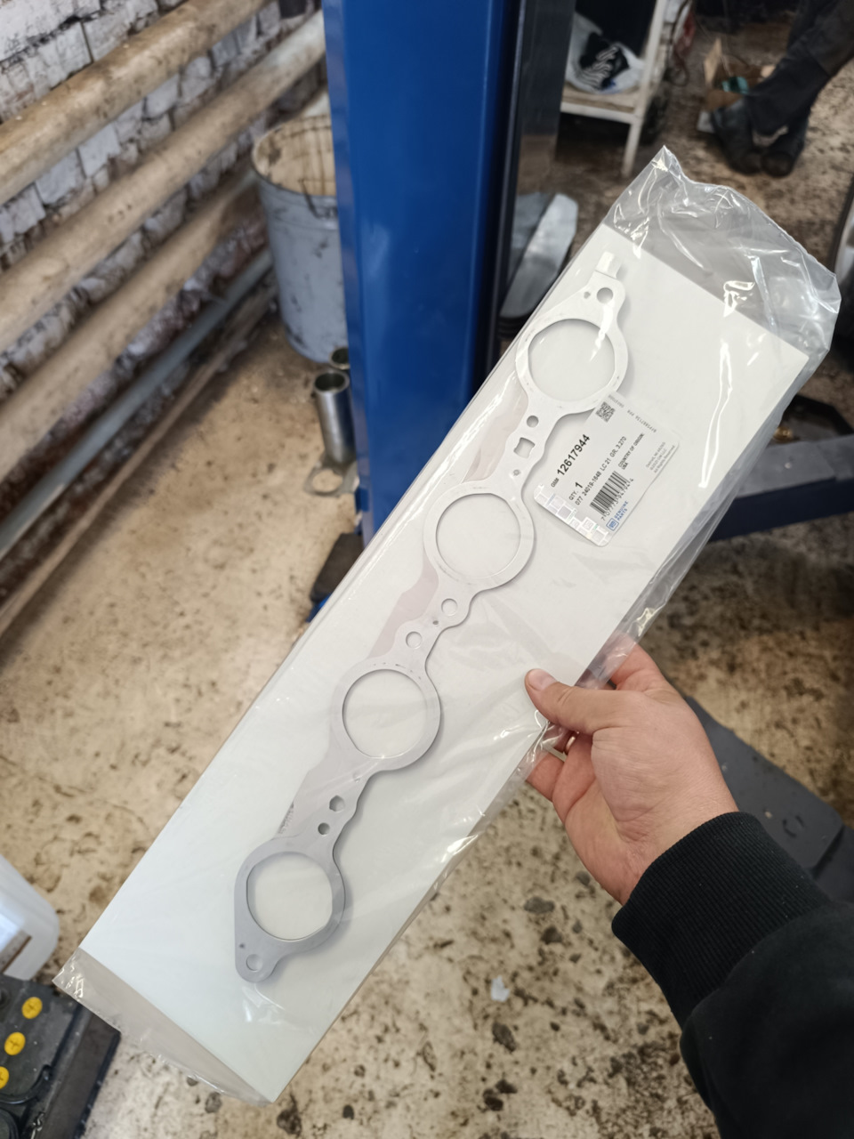 12617944 Прокладка выпускного коллектора / Chevrolet Camaro, Corvette ...