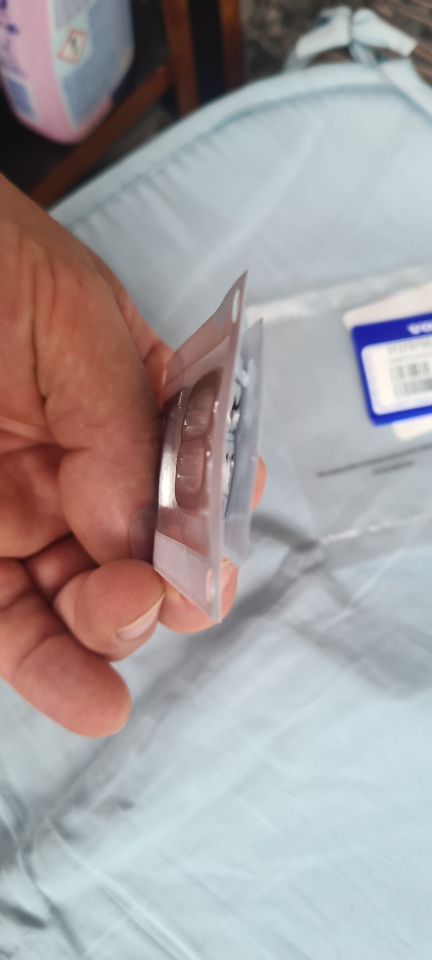 Оригинальные эмблемы. — Volvo XC90 (2G), 2 л, 2016 года | аксессуары ...