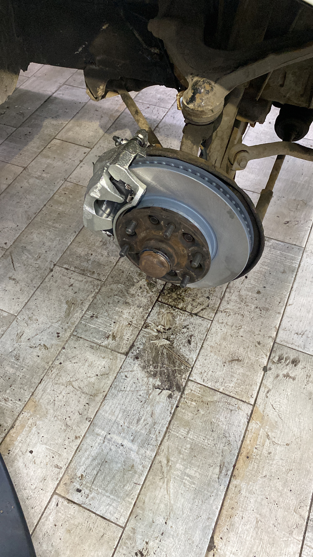 Тормоза — Toyota Grand HiAce, 2,4 л, 1999 года | расходники | DRIVE2