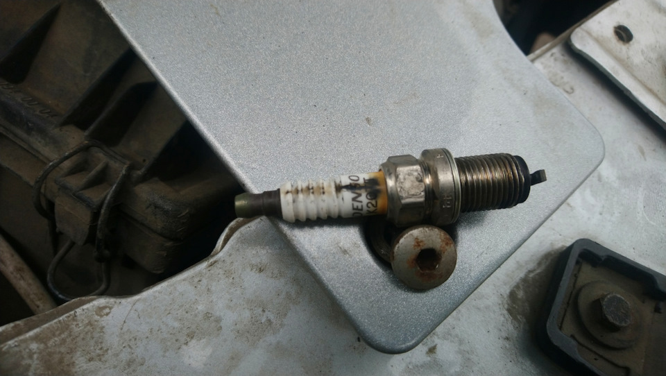 Свечи и катушка — Mercedes-Benz M-Class (W163), 2,3 л, 1998 года ...