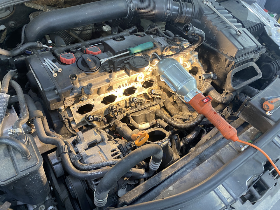 Клапан обратки топлива от RS — Audi TT (2G), 2 л, 2006 года | тюнинг ...