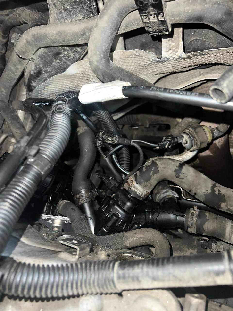 Ремонт: Замена клапана КВКГ — Mercedes-Benz B-Class (W246), 1,6 л, 2012 ...