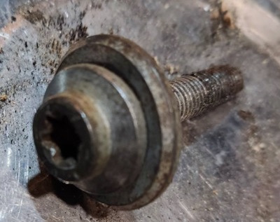 Крепеж Passat: болты, гайки, саморезы и т.д. оригинальные — Volkswagen ...