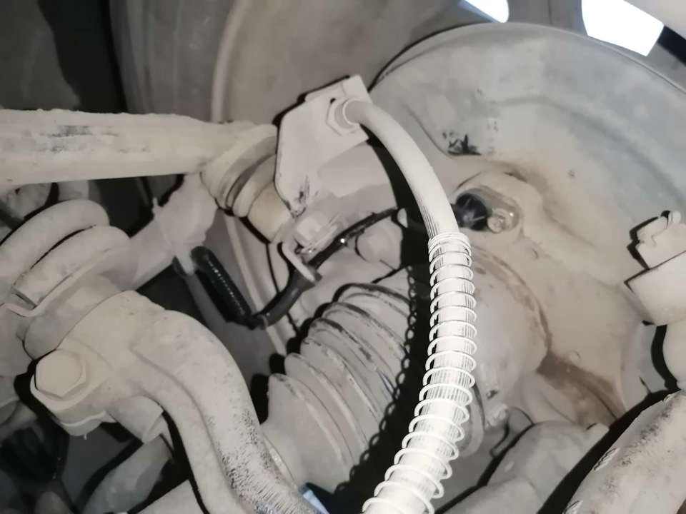 Датчик ABS — SsangYong Rexton (1G), 2,3 л, 2007 года | электроника | DRIVE2