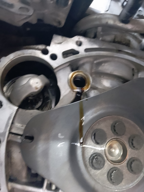 211332B010 Втулка блока цилиндров KIA HYUNDAI | Запчасти на DRIVE2