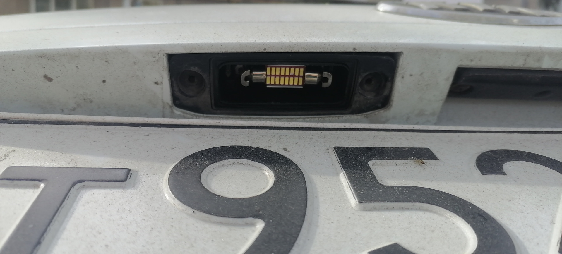 Замена стёкол и ламп подсветки номера — KIA Ceed (1G), 1,6 л, 2009 года ...