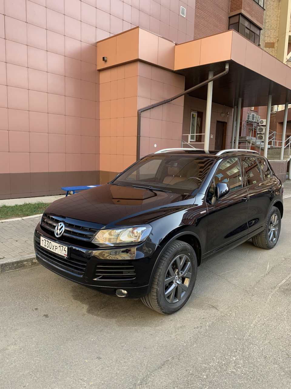 Покраска дисков — Volkswagen Touareg (2G), 3,6 л, 2013 года | колёсные ...