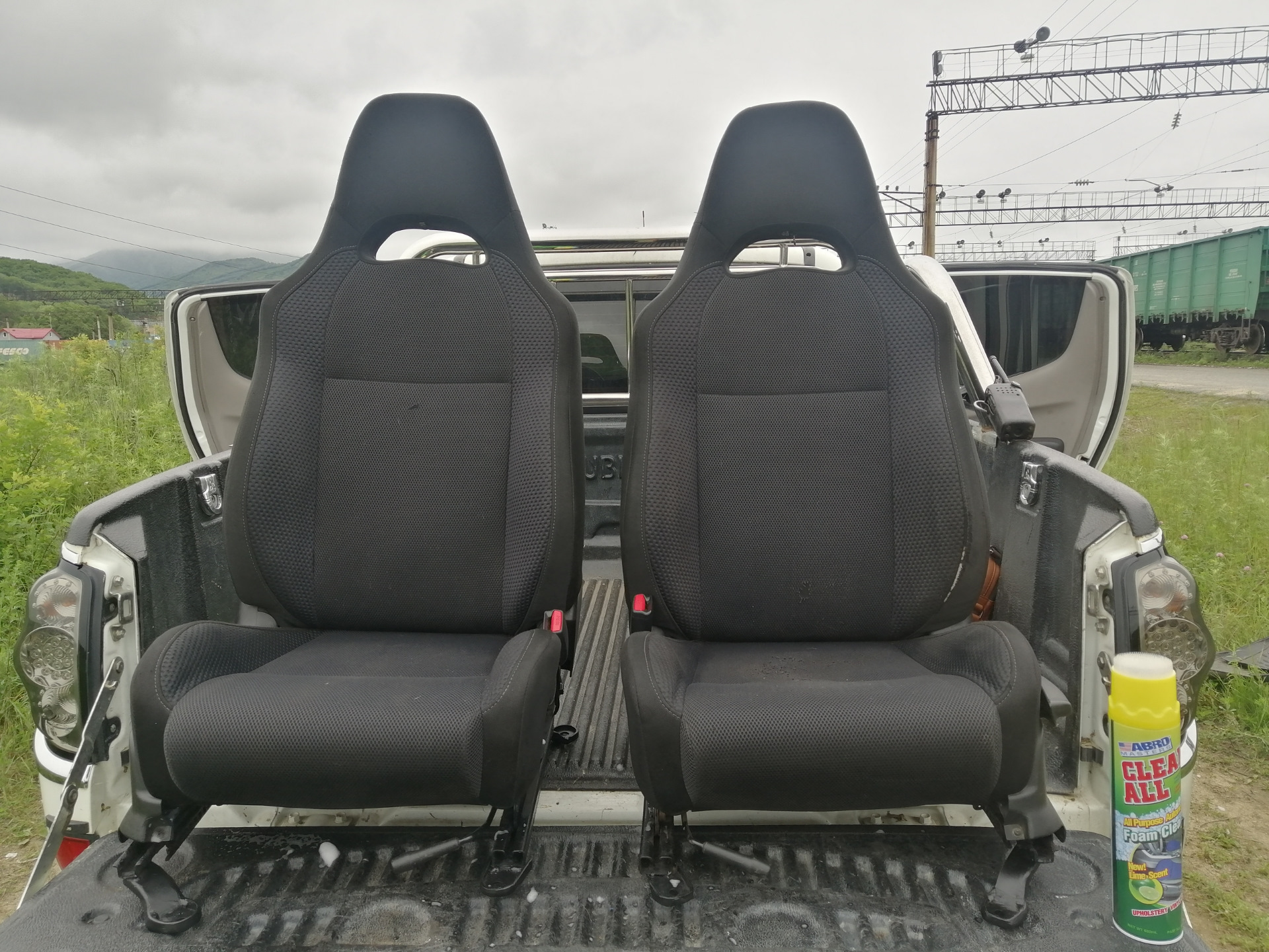 Передние сидения с Subaru Impreza WRX — Mitsubishi L200 (4G), 2,5 л ...