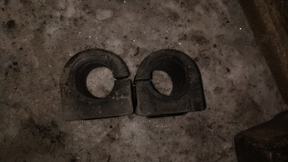 Замена втулок переднего стабилизатора и подшипника промвала — Chevrolet ...